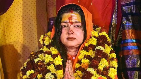 Spiritual Guru Questions Mamta Kulkarnis Anointment As Kinnar Akhada