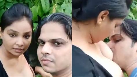 Jungle Mein Bihari Girlfriend Sex Karti Hui Bf Ke Sath
