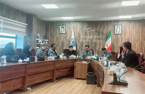 بررسی مشکل بیمه کارگران شهرداری سنندج در شورای شهر انتقاد از قصور شهرداری و تامین اجتماعی ایمنا