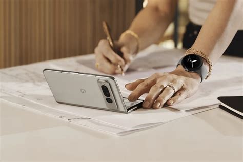 Google Explains How It Came Up With The Pixel Fold Hinge That Keeps The Device Looking Thin