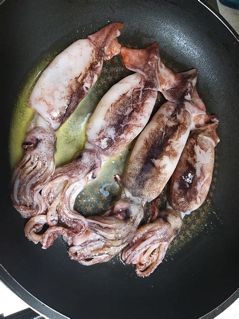 총알오징어 버터구이