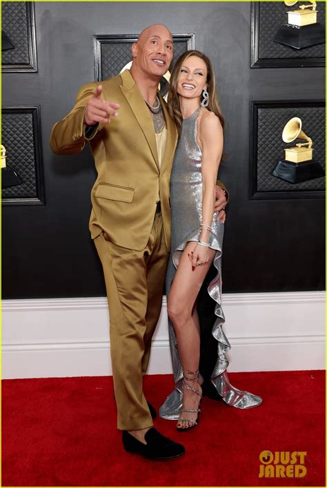 Adele Meets The Rock At Grammys 2023 Moment Goes Viral On Social Media Photo 4889633 Adele