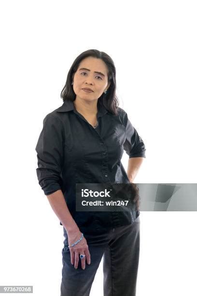 아시아 아줌마 엉덩이에 손으로 회의 보고 검정 머리에 대한 스톡 사진 및 기타 이미지 검정 머리 결심 듣기 Istock