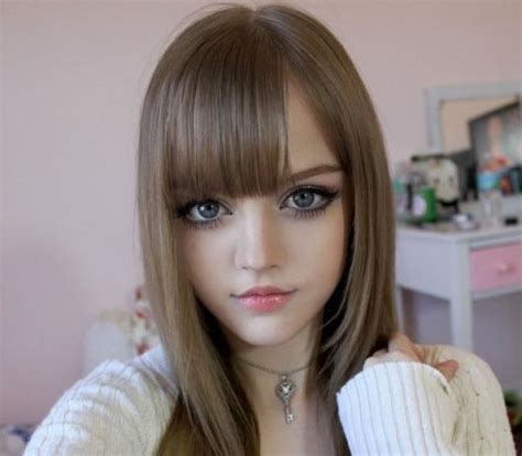 Namanya Dakota Rose Si Cantik Yang Suka Dandan Ala Boneka Barbie ~ Newbie