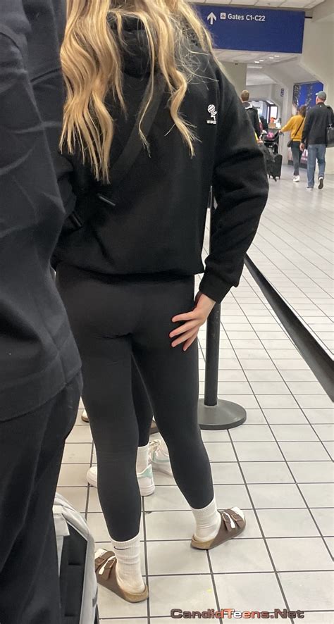 Todays Two Sexy Candid Girls In Leggings Candid Teens