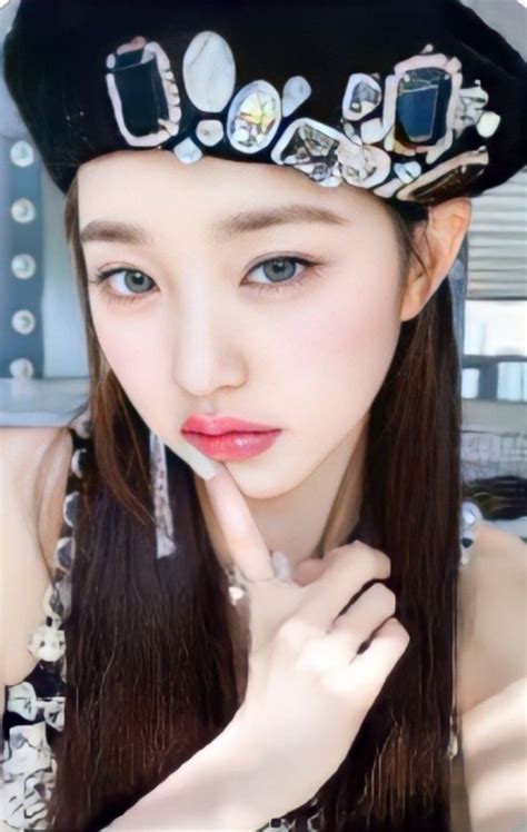 Pin On Ive Photocard Scan