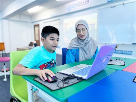 ciy club my coding and robotics 🎉 hamzah joined the trial class at ciy