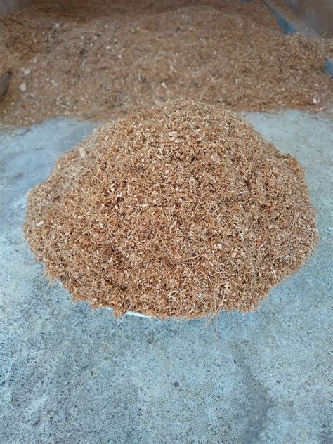 පොල් ලෙලි කැබලි සපයන්නෝ Kundasale