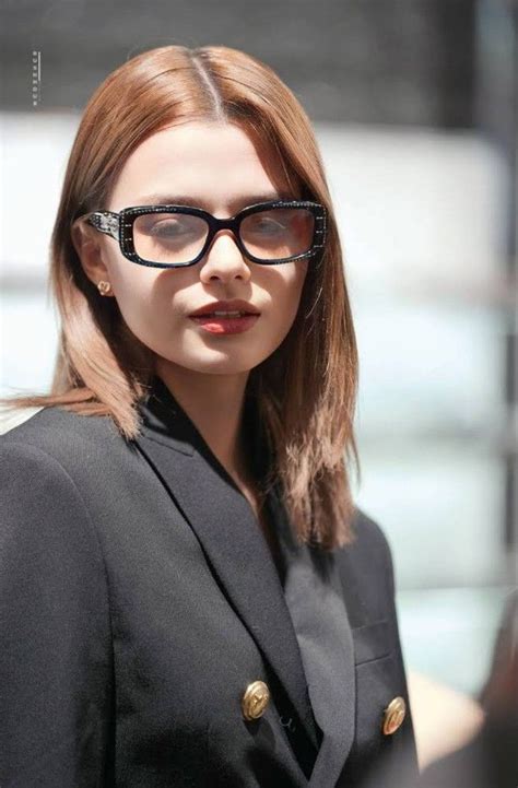 Becky Armstrong X Gentle Monster Freenbecky Becky Cute Lesbian