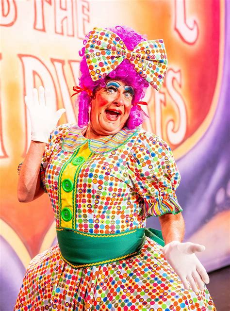 Cast Revealed For Hunstantons Princess Theatre Pantomime Snow White