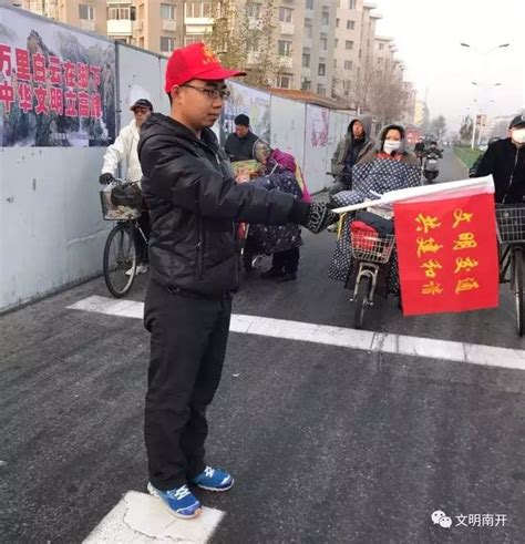 文明南開紅綠燈前最靚的一抹紅三 每日頭條