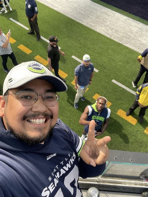 lumen field lifespan r seahawks