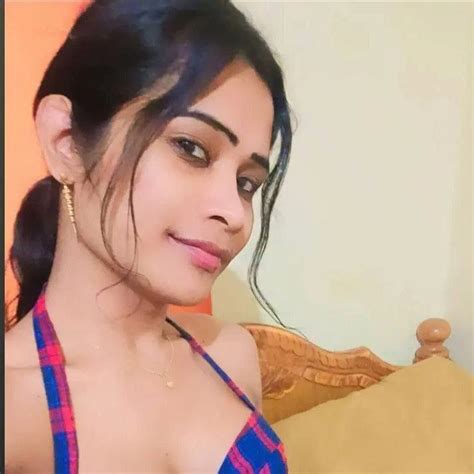 riya singh hello riya instagram photos and videos