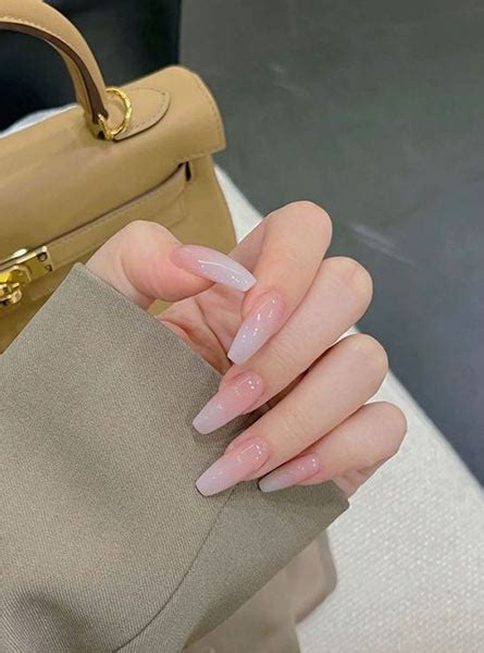 ۵۰ مدل شیک و جذاب کاشت ناخن هلویی آموزشگاه رز سرخ