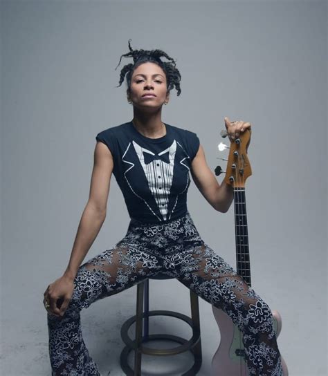 Adeline Releases An Appealing Music Video For Her 9” Single