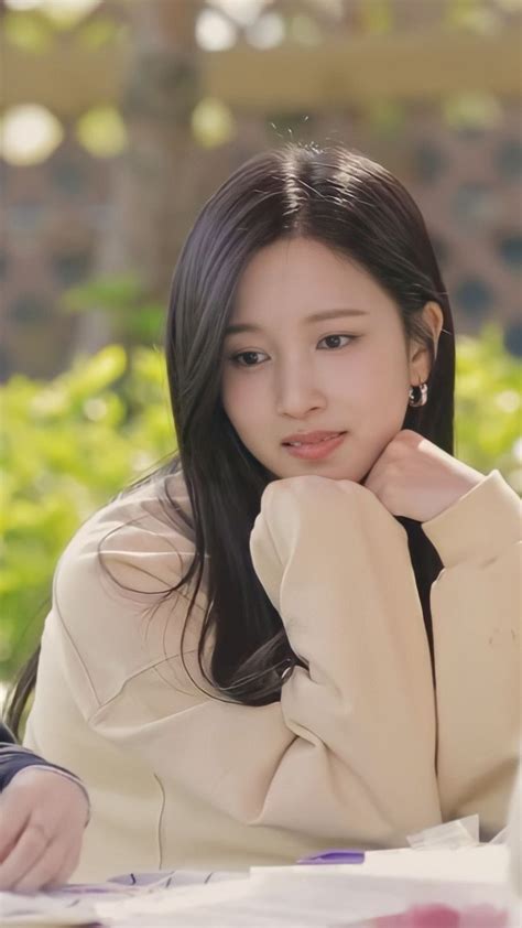 Pin Di Van Su Twice Celebrit