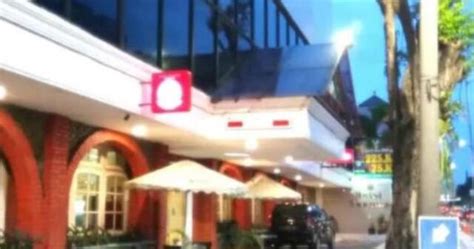 Dijual Hotel Surabaya Pusat Jl Panglima Sudirman Parkiran 40 M