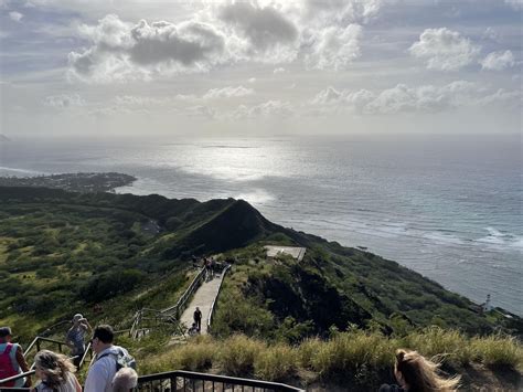 Diamond Head Trail R Oahu