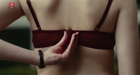 Nude Video Celebs Alvilda Lyneborg Lassen Nude Malaika Berenth Mosendane Nude Stadig Ikke