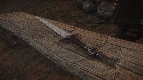 Need Advice On Normals And Enviroment Textures For These Weapons