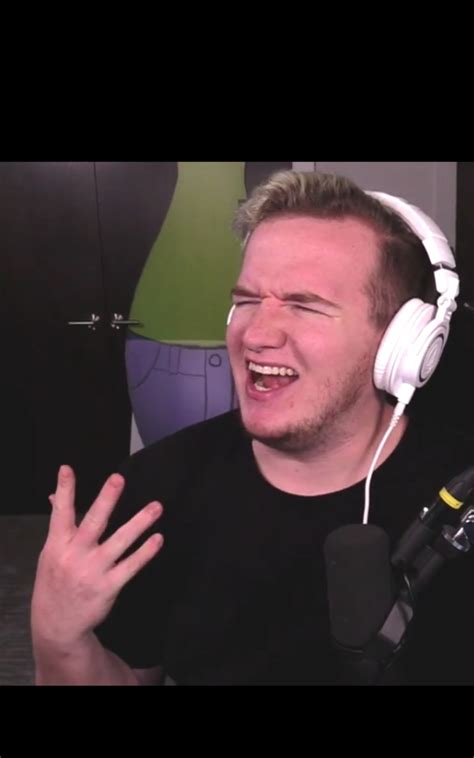 Someone Caption This Please R MiniLadd