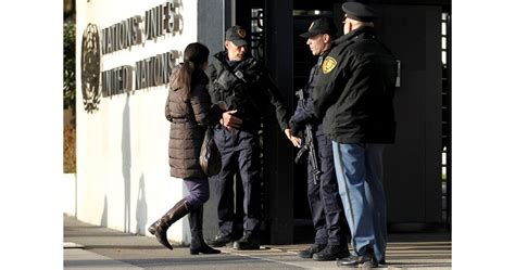 Женева под тревога търсят 4 ма за атентатите в Париж