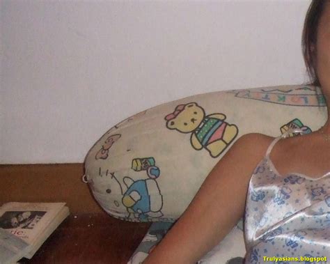 Nude Asian Gilr Cute Hong Kong Girlfriend Enjoy Striping And Sex With Bf Pics