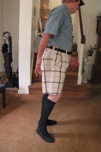 Why Do Guys Wear Knee High Socks With Shorts The Tech Game