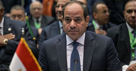 إعلامي موال للانقلاب يهاجم السيسي عبر منصة إماراتية