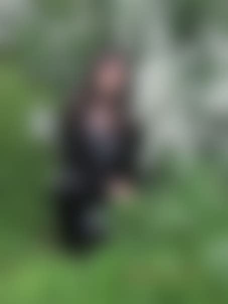 МОИМ ДРУЗЬЯМ… Моим друзьям в канун Святого Дня Я пожелать хочу во всём удачи Пусть 2025