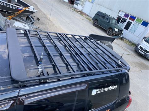 Боковые светильники на экспедиционном багажнике Land Cruiser 200 ...