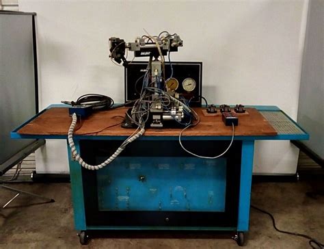 Used LABVOLT PHD Lab Volt Technical Systems Hydraulics Robotic Arm Training System Part AT