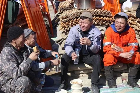 Ж Монгол Жангум ХАЙРТАЙ ШҮҮ ХӨЛӨНБУЙРЧУУД АА ДҮҮРЭН ДҮҮРЭН ЯВААРАЙ