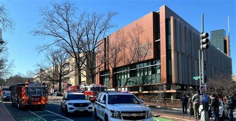 美军人抗议美军屠杀巴勒斯坦人自焚身亡哈马斯美国应对此负责 腾讯新闻