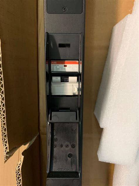 Raritan Server Rack Network PDU 電腦科技 電腦周邊及配件 Wifi及上網相關產品 Carousell