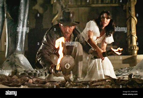 Marion Ravenwood Why Indiana Jones And Marion Ravenwood Split Up