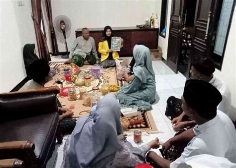 Edukasi Kesehatan Lansia Di Desa Troso Hidup Lebih Sehat Mulai Dari