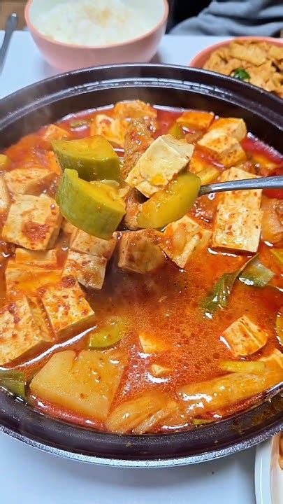 꽁꽁 얼은 속을 확~풀어주는 고추장찌개shorts Youtube