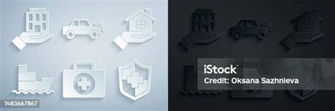 구급 상자 손에 집 배 방패가 있는 생명 보험 자동차 및 아이콘을 설정합니다 벡터 3차원 형태에 대한 스톡 벡터 아트 및 기타 이미지 3차원 형태 개념 건강 진단