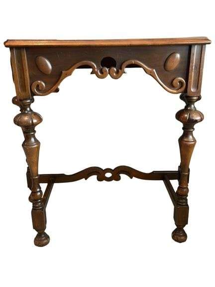 Cochran Decorative Table Resettled Life