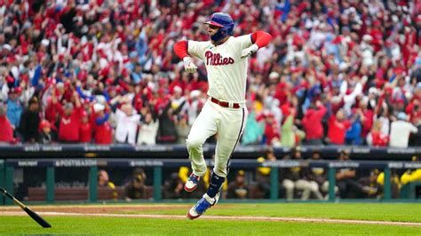 Bryce Harpers Dramatic Game Winning Home Run Sends Phillies Into The
