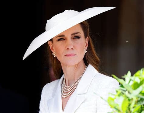 The Princess Of Wales Demonstrates How To Do A Dramatic Smokey Eye