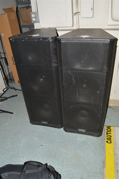 QSC Powered 3 Way 1000w Speakers Reverb