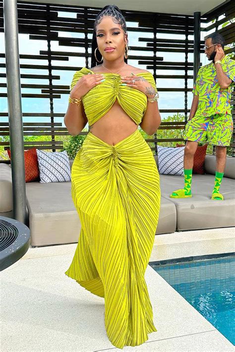 Pleated Off Shoulder Short Sleeve Crop Top Bodycon Maxi Skirt Vacation Two Piece Set
