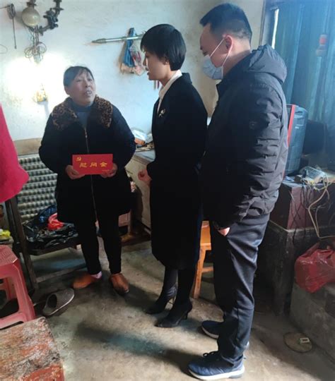 县委常委、统战部部长谭锦华开展春节前夕走访慰问活动 岳池县 中共广安市委统一战线工作部