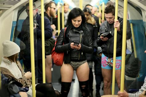 웹진 인벤 미국프랑스의 노팬츠 데이 스압 오픈이슈갤러리