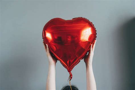 Що подарувати на 14 лютого 14 ідей подарунків для хлопця МЕТА