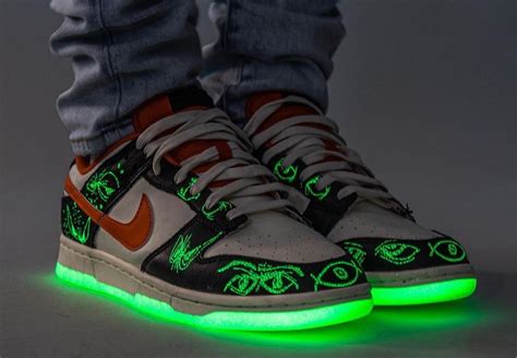 Nike Dunk Low Halloween Dd3357 100 Release Date Sbd