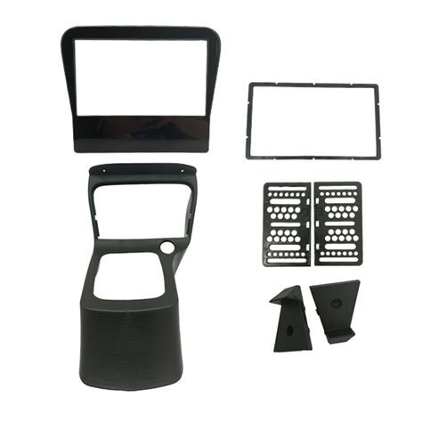 Moldura 68 E 7 Chevrolet Celta G1 20002006 Com Console Preto