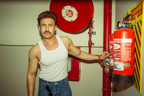 Sms Otp Vs Authenticator Apps Which Offers Superior Security Online Sms Verification